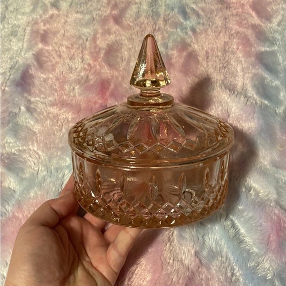 Indiana Glass | Accents | Vintage Indiana Glass Pink Candy Dish With ...